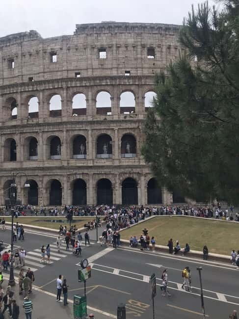 Rome: Colosseum, Forum & Palatine Hosted Entry Experience - An In-Depth Look at What You Get
