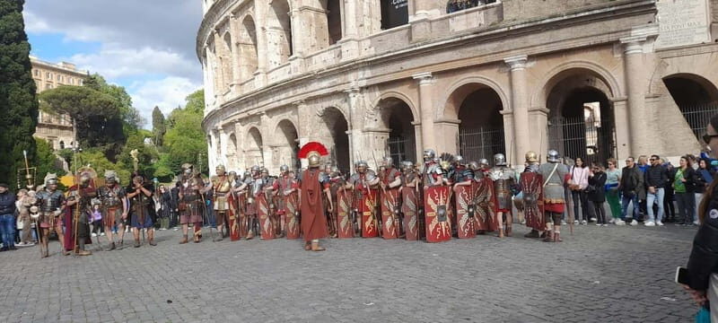 Rome: Colosseum, Forum & Palatine Hosted Entry Experience - Practical Details and Considerations