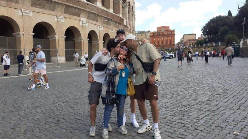 Rome: Colosseum, Forum, & Palatine Private Tour - Palatine Hill: The Legend of Rome’s Founding and Imperial Residences