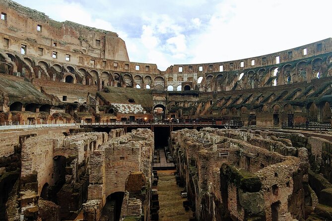 Rome: Colosseum Guided Tour with Roman Forum and Palatine hill - Introducing the Colosseum Guided Tour with Roman Forum and Palatine Hill