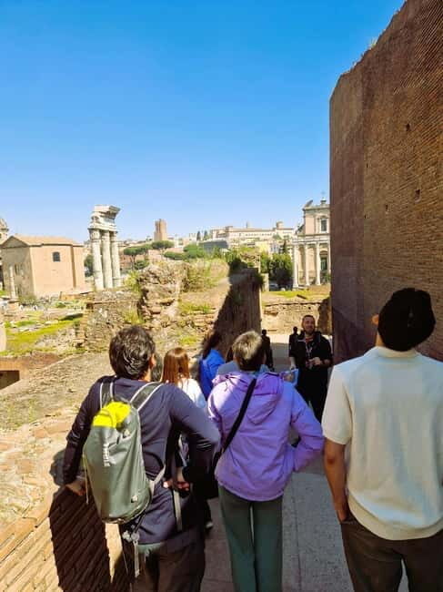 Rome: Colosseum, Palatine Hill and Roman Forum Guided Tour - Frequently Asked Questions