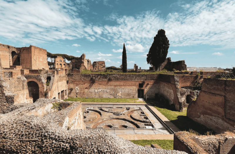 Rome: Colosseum, Roman Forum and Palatine hill guided tour - Authentic Experiences and Traveler Feedback
