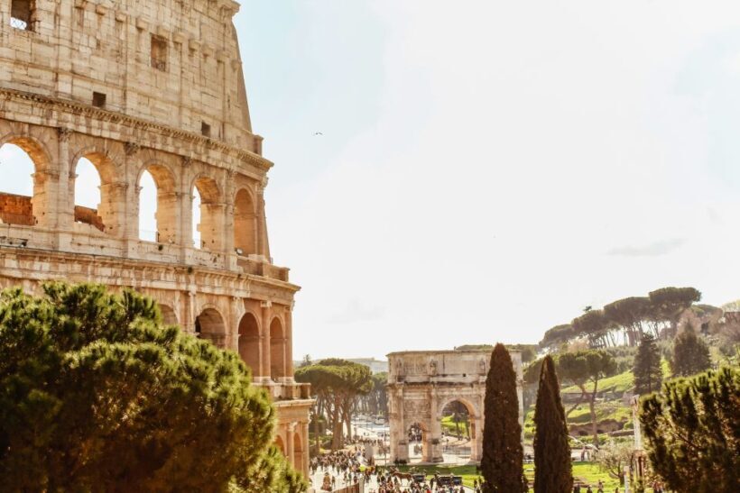 Rome: Colosseum, Roman Forum & Palatine Guided Tour - Starting Point and Logistics