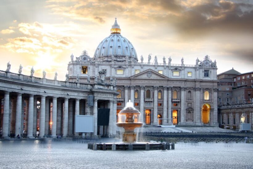 Rome: Combo Colosseum and Vatican Group Tour - Key Points