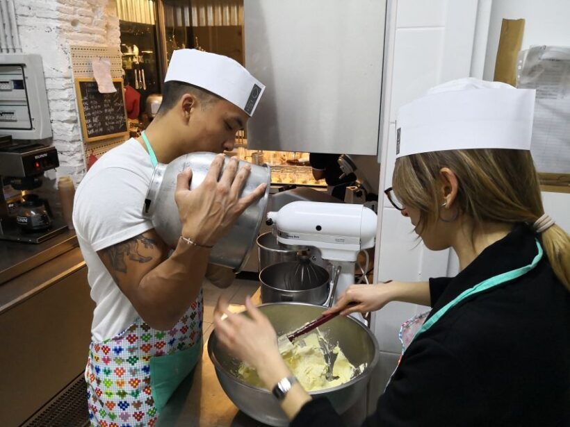 Rome cooking: Gelato & Tiramisu with savoiardi Baking class - Who Will Love This Experience?