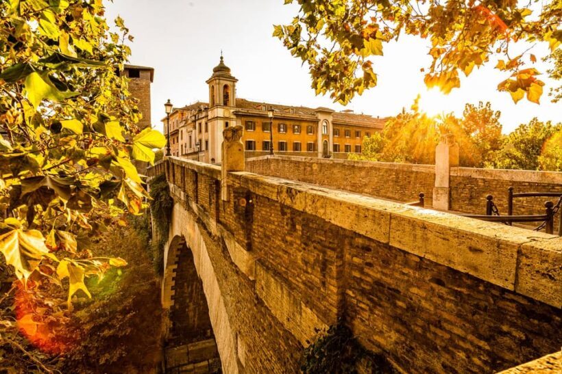 Rome: Discovering the Jewish Ghetto guided tour - Key Points