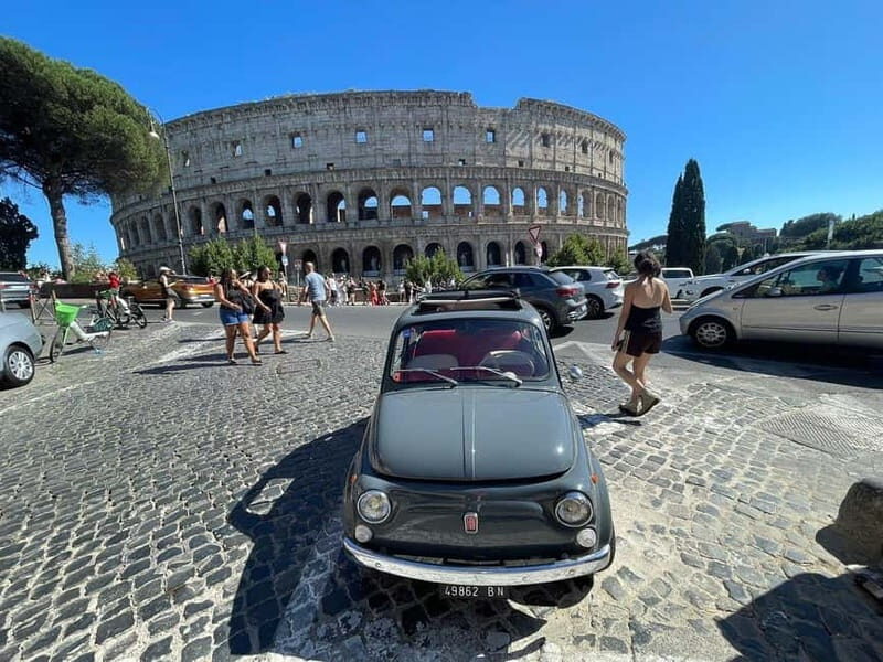 Rome: Dolce Vita en Fiat 500: Roma y Aperitivo al Coliseo - Key Points