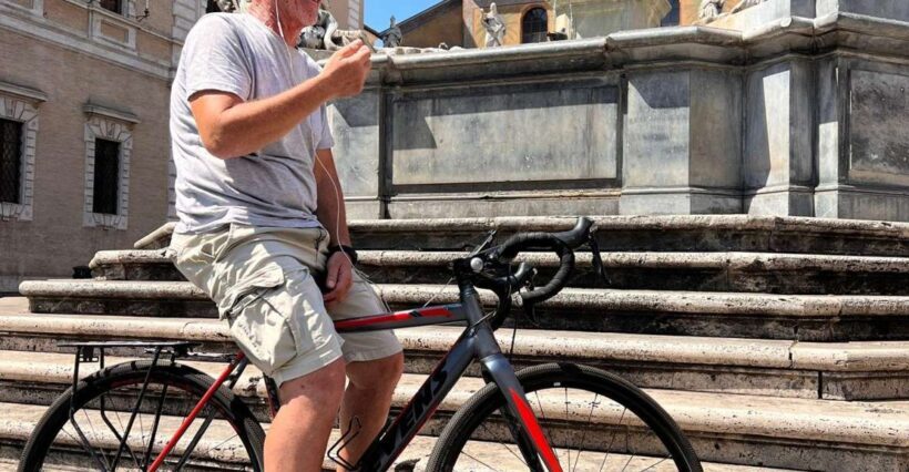 Rome: E-Bike Rental with Audio Guide - Key Points