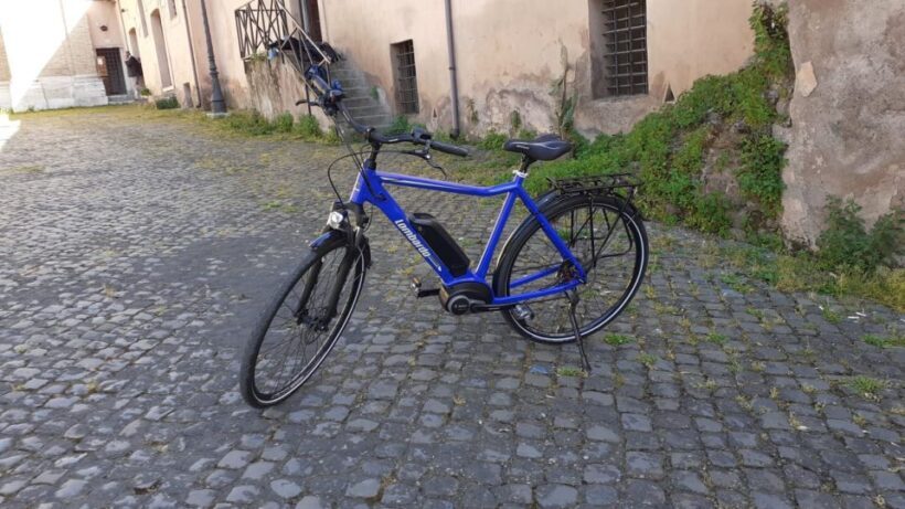 Rome: Electric Bike Rental with Helmet - The Sum Up