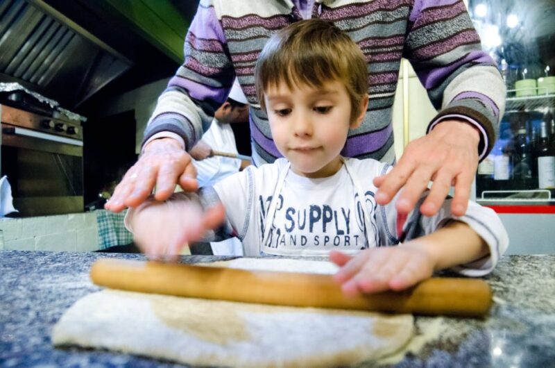 Rome: Family-Friendly Pizza Master Class - Key Points