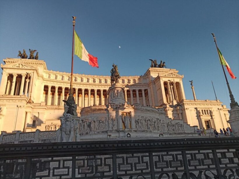 Rome: Golf Cart City Tour with Hotel Pickup & Gelato - Authenticity and the Experience