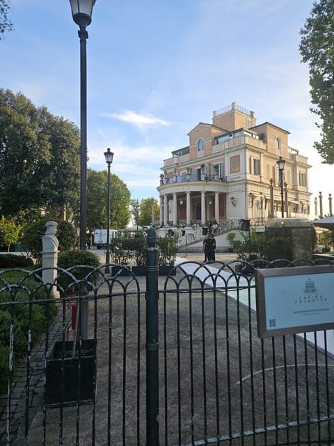 Rome: Golf Cart Tour of Villa Borghese Gardens - What Makes This Tour Special?