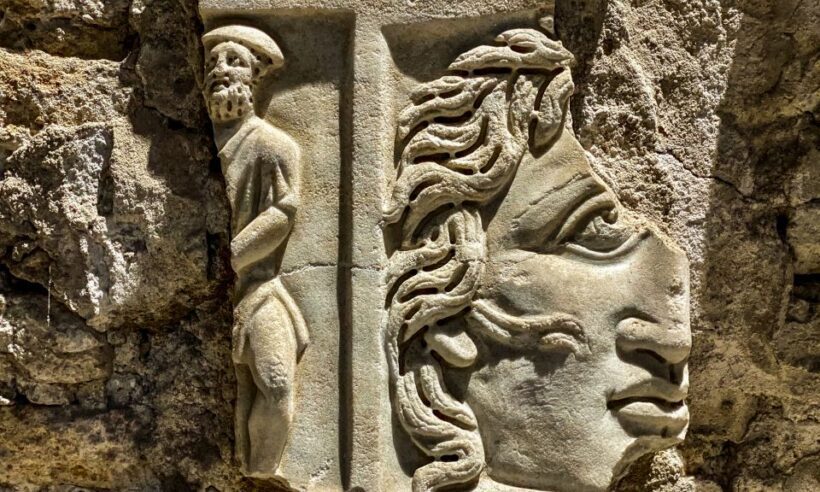 Rome: Guided Roman Catacombs Tour with Transfers - Who Should Consider This Tour?