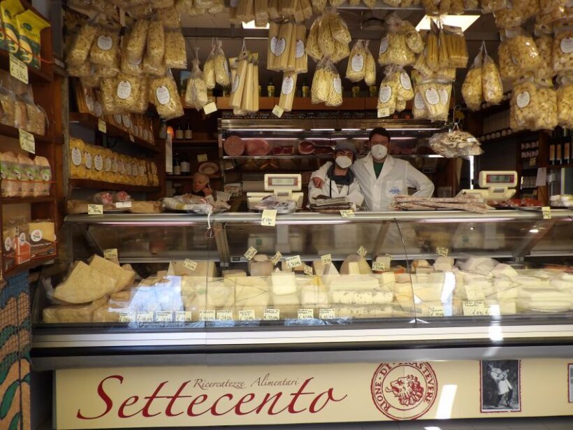 Rome: Guided Walking Tour and River Boat Ride - FAQs