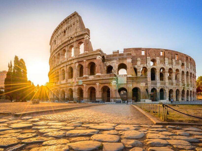 Rome: Guided Walking Tour with Headsets - Who Is This Tour Best For?