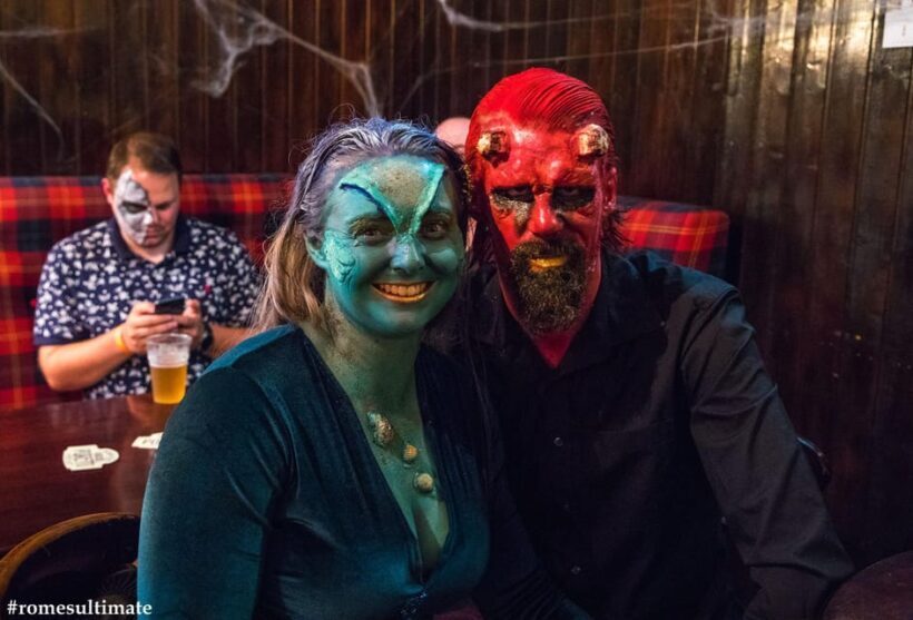 Rome: Halloween Pub Crawl with Open Bar and Pizza - Key Points