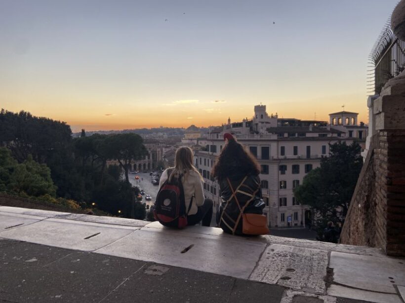 Rome: Historical Highlights Walking Tour in German language - Authentic and Valuable Experience for the Curious Traveler