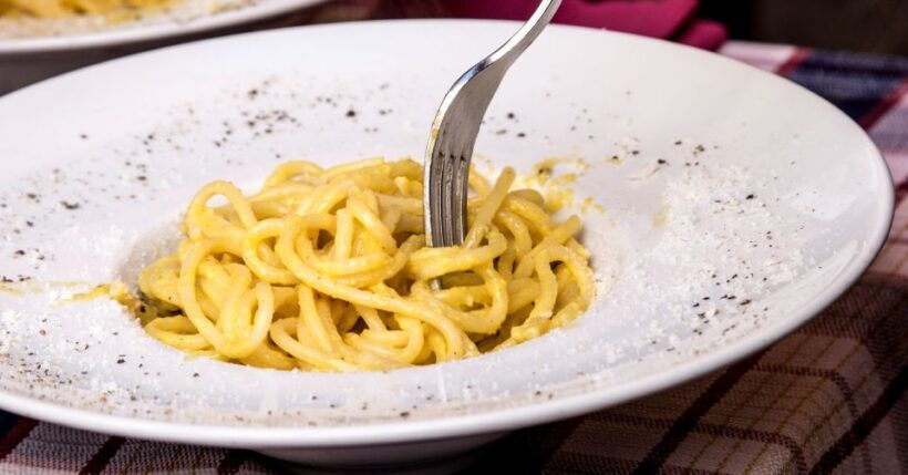 Rome: Monti Neighborhood Lunch or Dinner Food Tour - The Itinerary: A Detailed Breakdown
