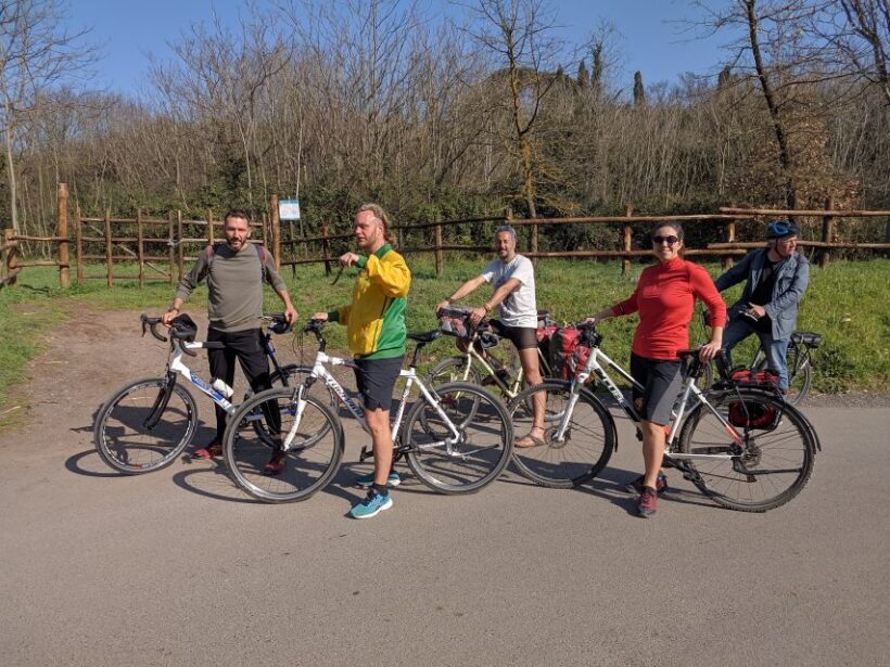 Rome: Monuments and Belvederes Bike Tour - Key Points