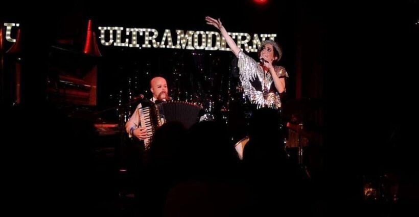 Rome: Night Life Walking Tour and Burlesque Show Entry - An In-Depth Look at the Tour Experience