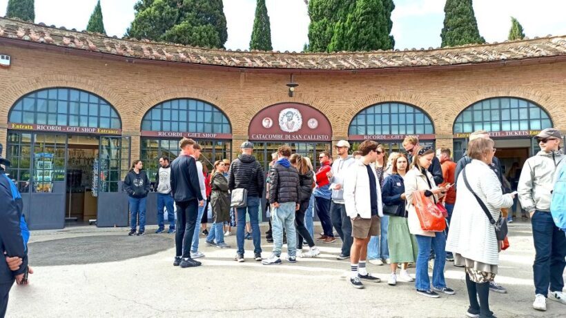 Rome: Official Catacombs Guided Tour with Golf Cart Shuttle - The Experience: A Deep Dive into Rome’s Underground Heritage