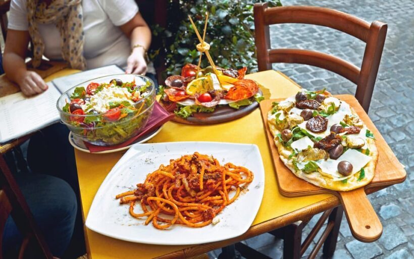 Rome: Orvieto Day Trip with Train Ride, Duomo & Lunch - Lunch at a Local Favorite: Al pozzo etrusco