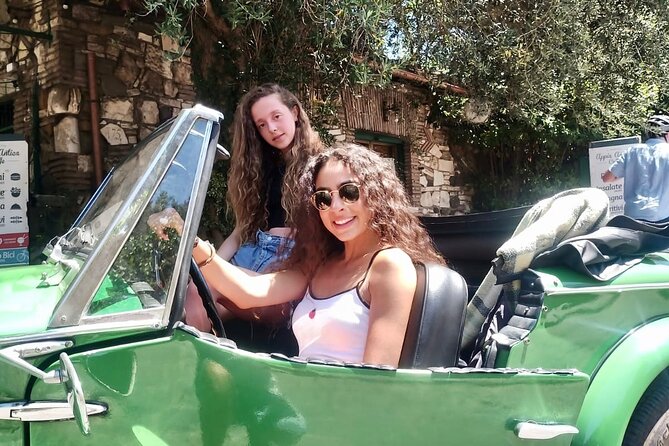 Rome Panoramic Tour by Vintage Classic Cabriolet Car or Vintage Minibus - Customer Reviews