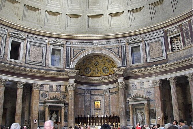 Rome: Pantheon & Raphael'S Tomb Tour With Entry Ticket - Accessibility and Additional Information