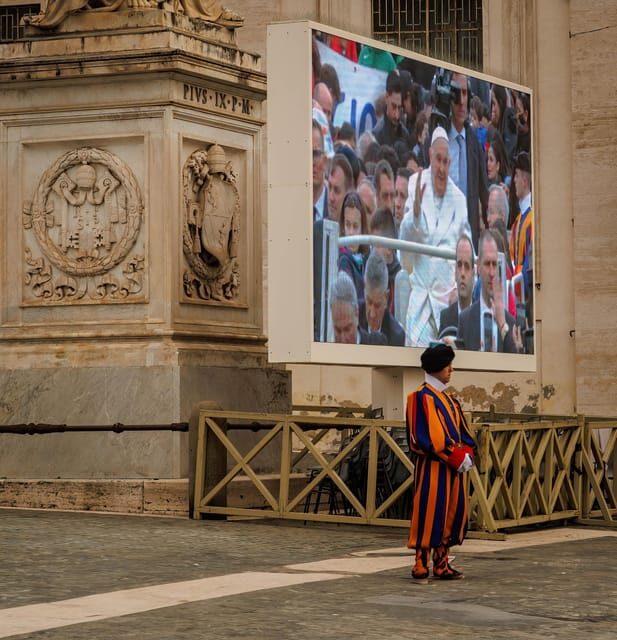 Rome: Papal Audience Tour With Reserved Access - Key Points