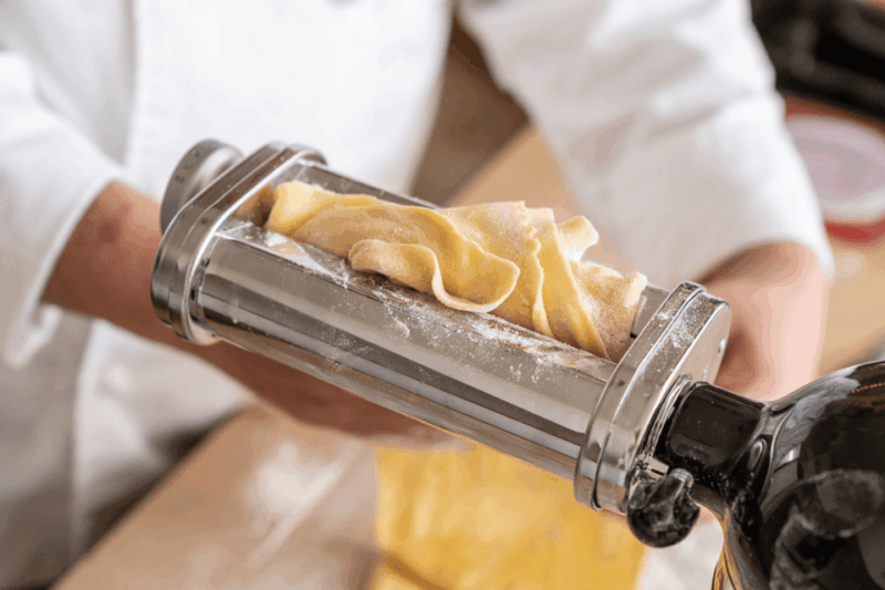 Rome: Pasta and Gelato Cooking Class With Local Chef - Key Points