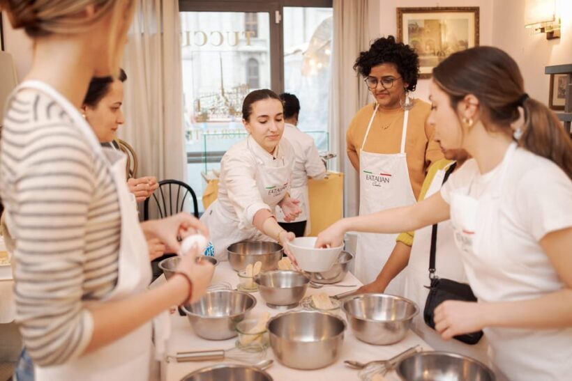 Rome: Pasta and Tiramisu Cooking Class in Piazza Navona - An Introduction to the Experience