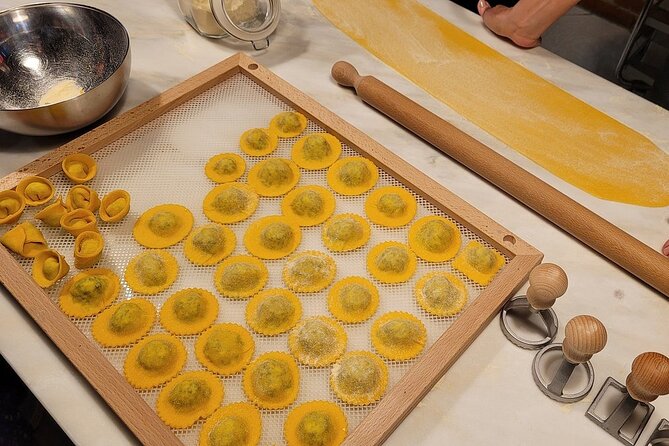 Rome Pasta Making Class with Italian Sauces and Wine Included - FAQ