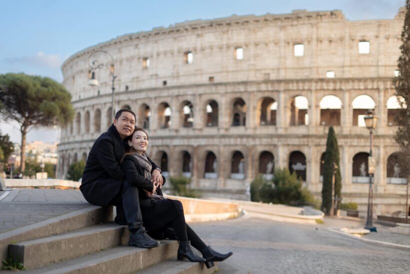 Rome: Personalized Photoshoot outside the Colosseum - An In-Depth Look at the Experience