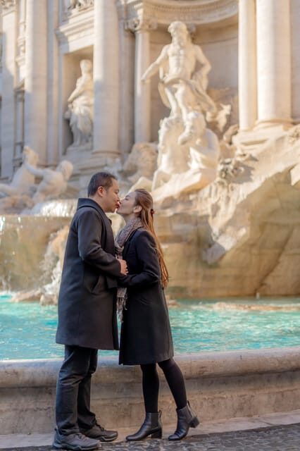 Rome: Personalized Photoshoot outside the Colosseum - Authentic Experiences in Every Shot