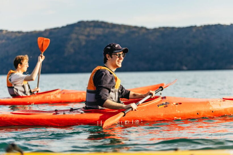 Rome: Popes' Lake, Kayak Tour with Swimming & Roman Pizza - Lunch and Relaxation: The Roman Pizza Finale
