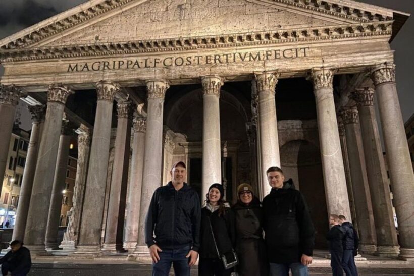 Rome : Private custom walking tour with a local guide - An In-Depth Look at What You’ll Experience