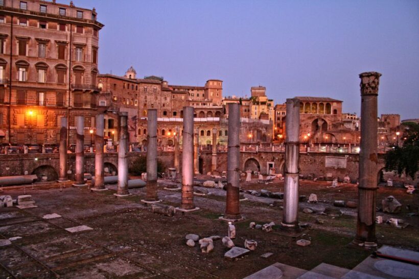 Rome: Private Customized Walking Tour with a Local Host - Key Points