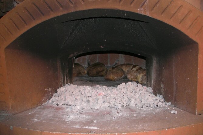 Rome: Private Pizza Making Home cooking class with a local - Practical Details and Tips