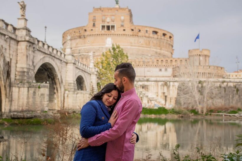 Rome: Professional Private Photoshoot at Castel Sant'Angelo - An In-Depth Look at the Experience
