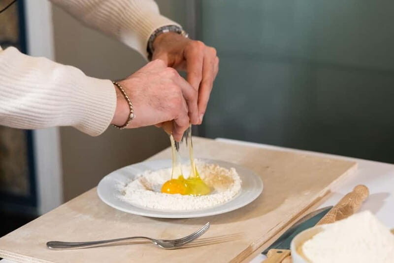 Rome: Ravioli, Fettuccine and Tiramisu Cooking Class - Who Will Love This Experience?