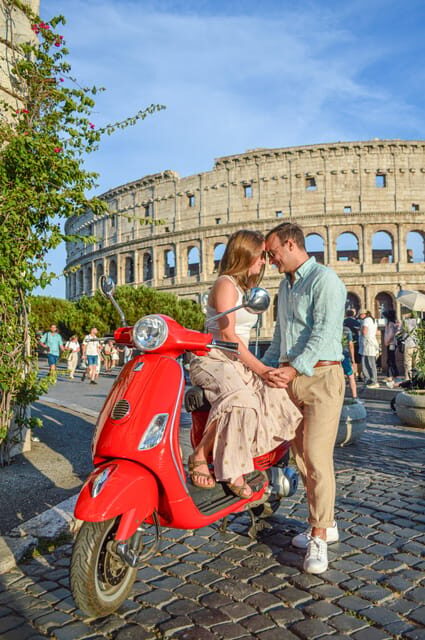 Rome: Retro Fiat 500 car tour with Pro-Photographer - Frequently Asked Questions