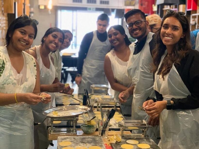 Rome: Roman Master Chef Cooking Class with Wine - Authenticity and Guest Experiences