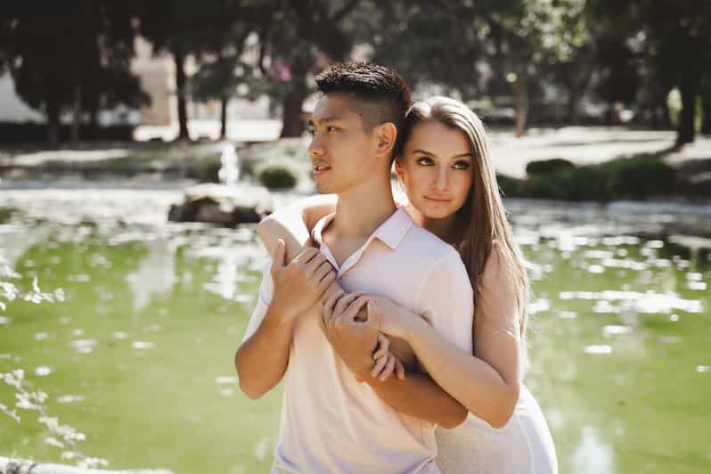 Rome: Romantic Couple Photoshoot at Villa Borghese - FAQs