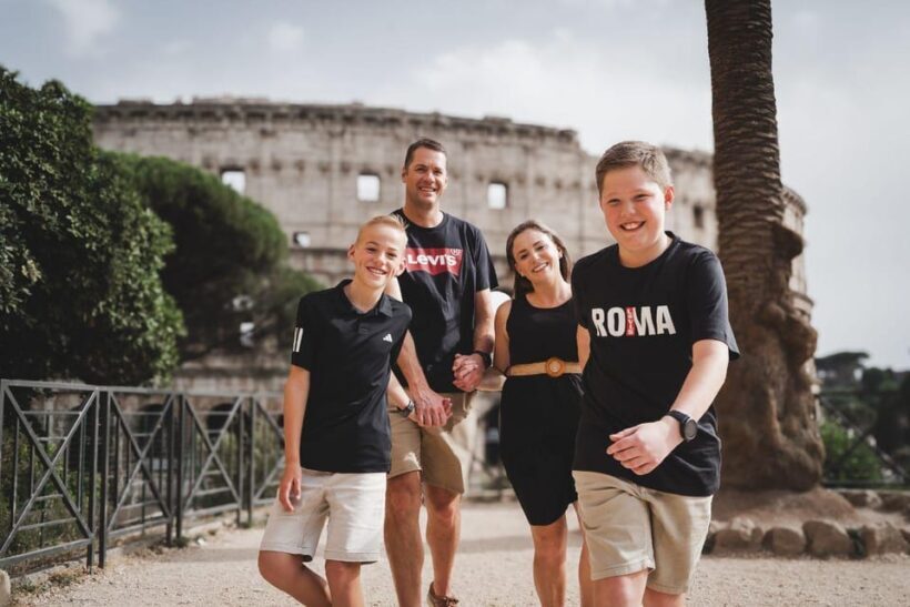 Rome: Romantic Couple Photoshoot Tour VIP - Practicalities and Logistics