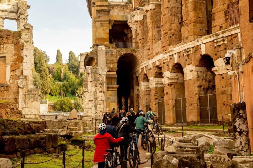 Rome: Rome in One Day E-Bike Tour with Lunch - Key Points