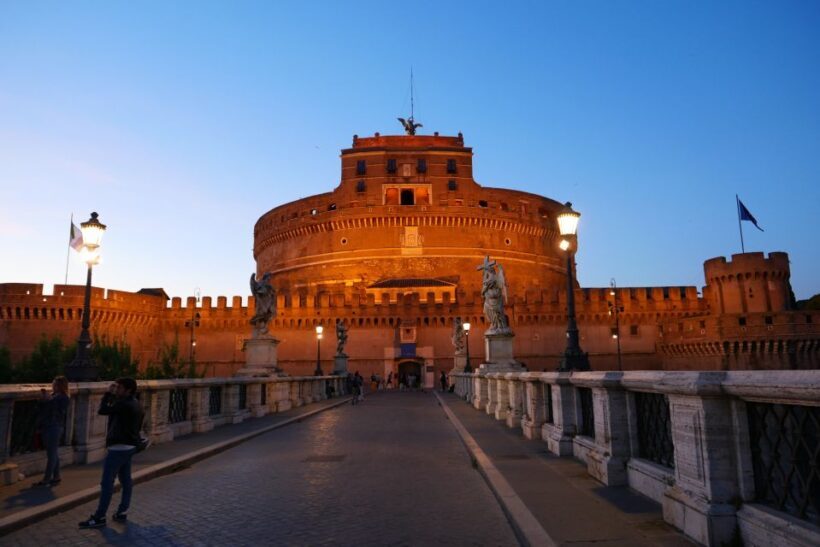 Rome: Settings of the Opera Tosca Walking Private Tour - A Closer Look at the Tour Experience