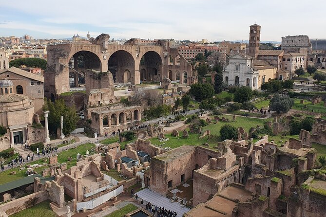 Rome: Small-Group Colosseum Arena and Forum Tour Adults Only - The Experience of the Roman Forum and Palatine Hill