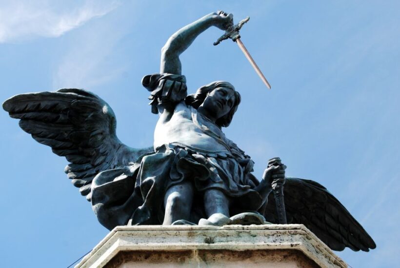Rome: Small Group Guided Tour of Castel Sant'Angelo - Walking Through Emperor Hadrian’s Tomb
