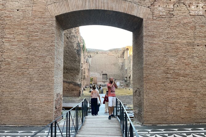 Rome: Small-Group Tour of Caracalla Baths and Circus Maximus - Discovering the Circus Maximus