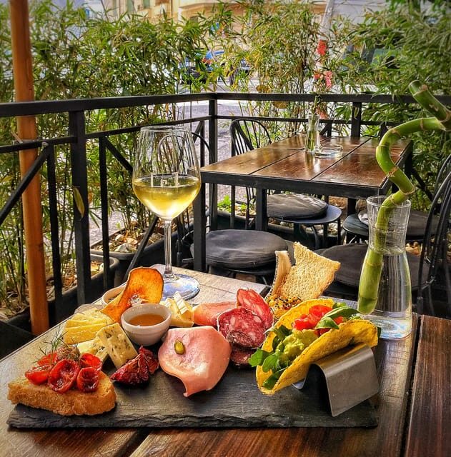 Rome: Small Group Wine Tasting Experience with a Sommelier - Key Points